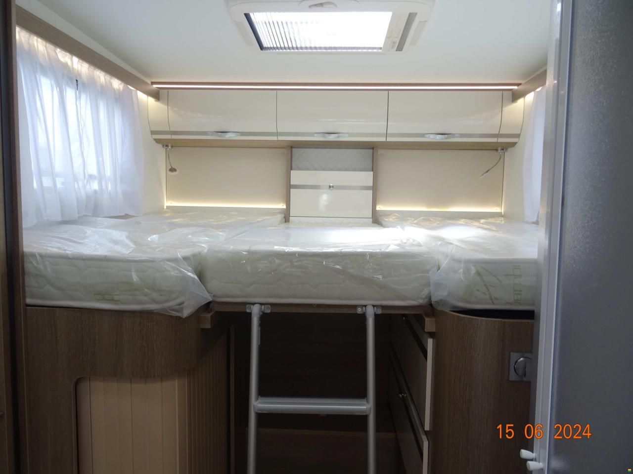 74 La Marca noleggiare - Camper / Roulotte