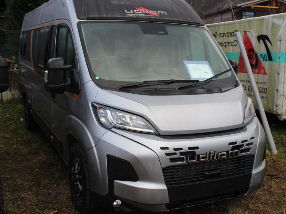 Malibu Van comfort GT skyview 640 LE mieten - Wohnmobil / Motorcaravan
